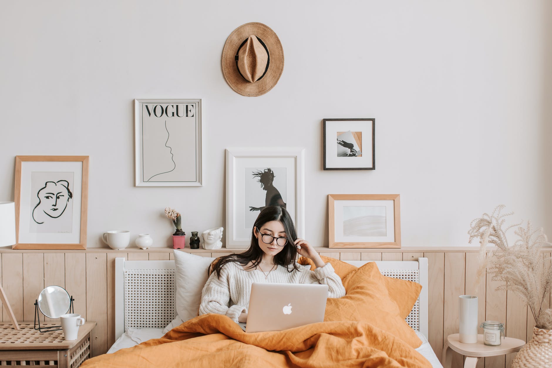 Celebrating Success: Highlighting Employee Achievements in Newsletters ...